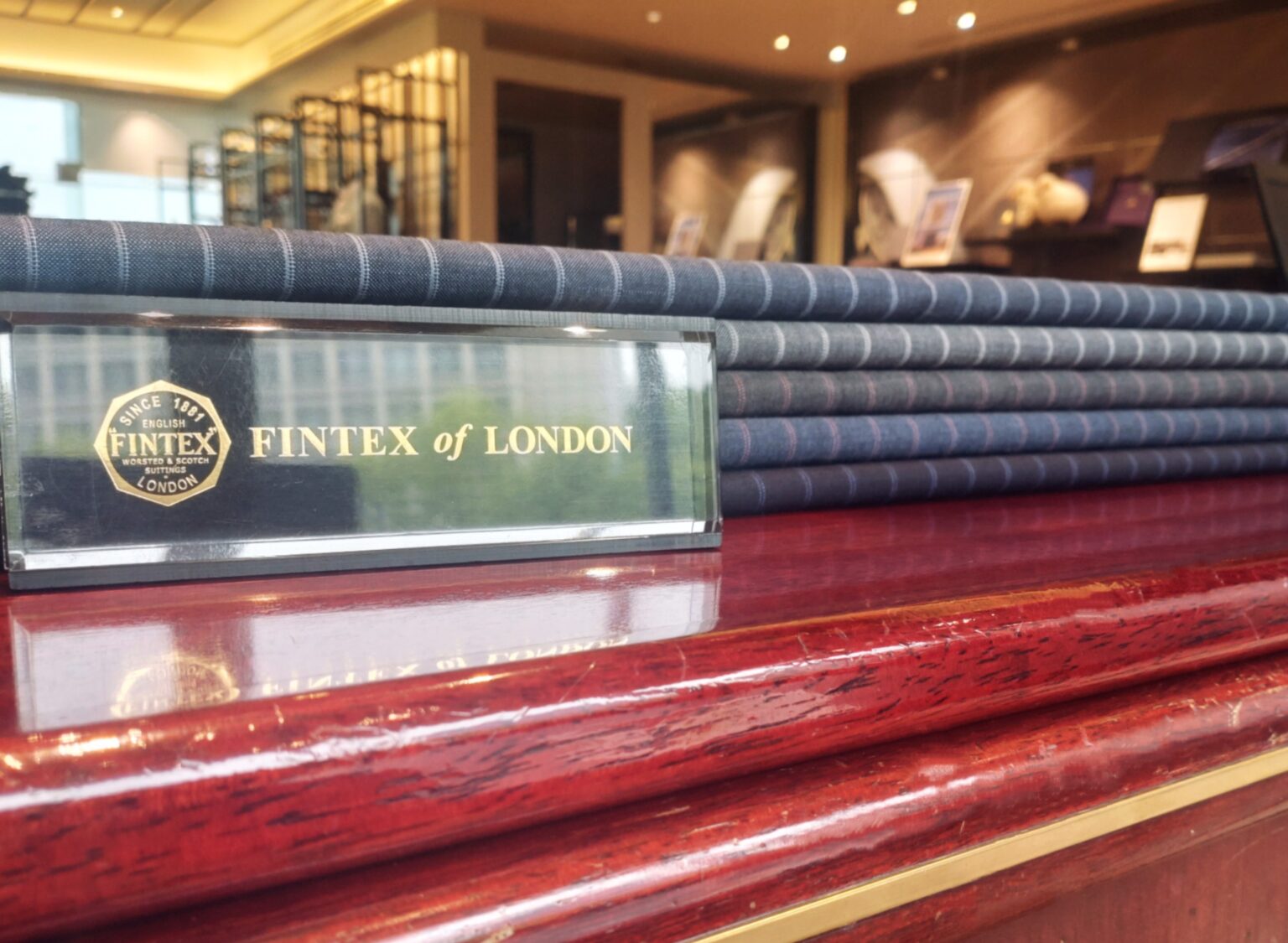 FINTEX of LONDON～STRIPE～ ｜ 紳士服オーダーの専門店 紳士服松崎